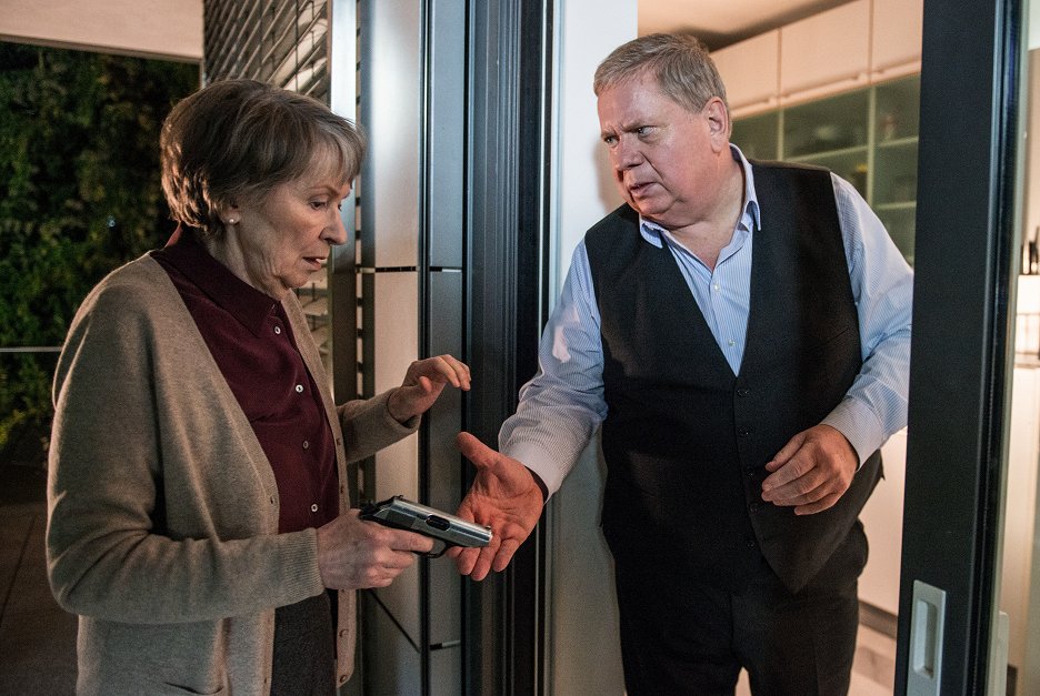 Der Staatsanwalt - Das verfluchte Haus (S11E08) (2016) | Creators | ČSFD.cz