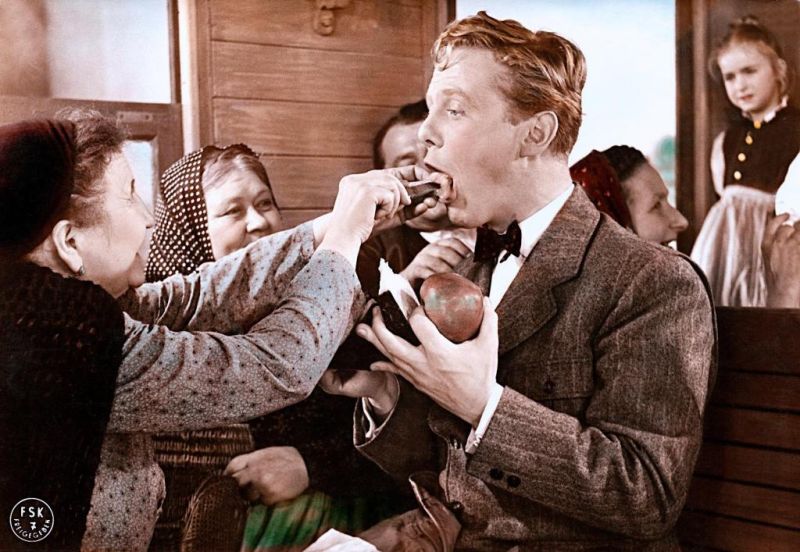 Ich denke oft an Piroschka (1955) | Galerie - Covery | ČSFD.cz