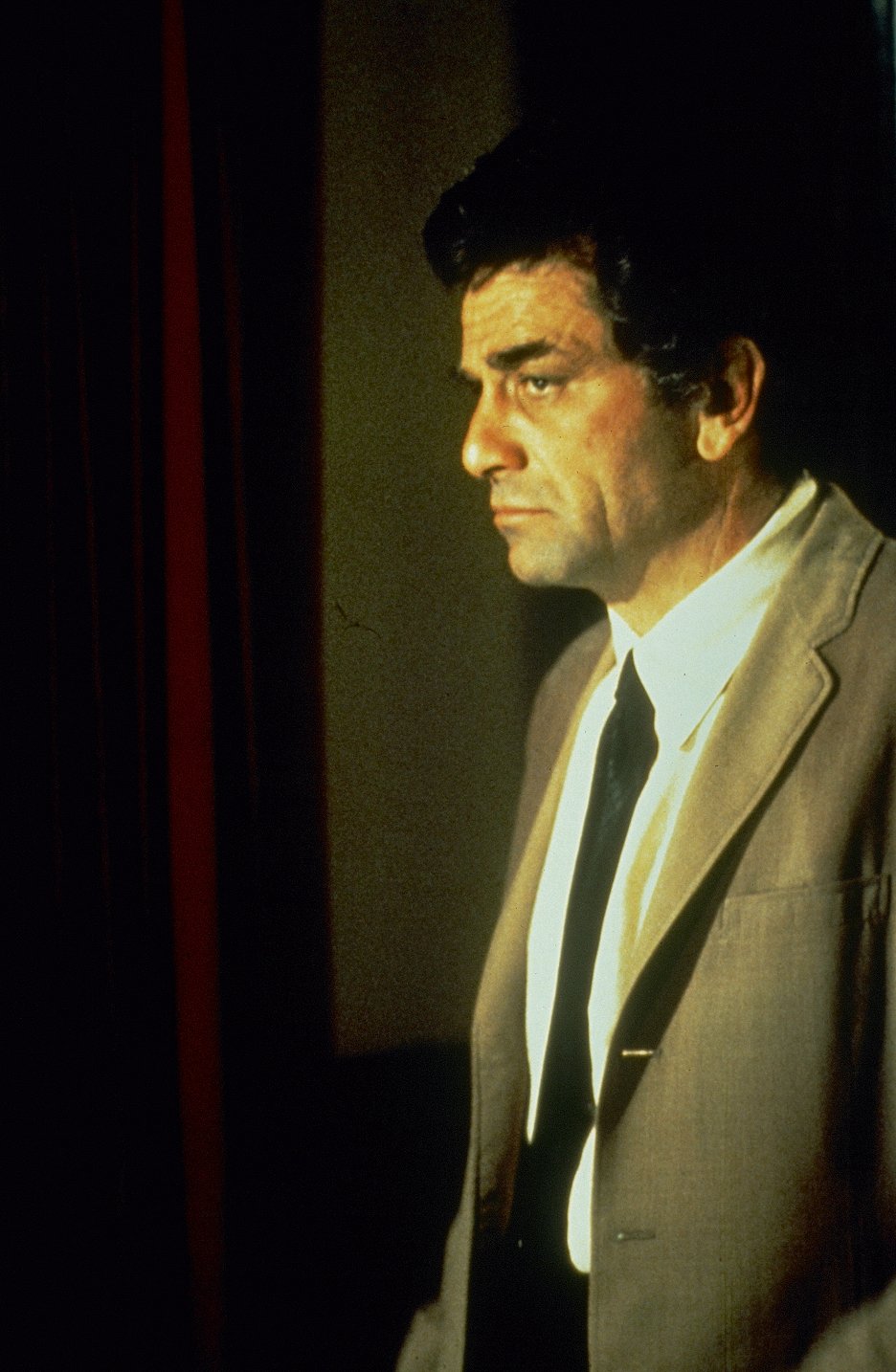 Columbo - The Bye-Bye Sky-High I.Q. Murder Case (S06E03) (1977) | Facts ...