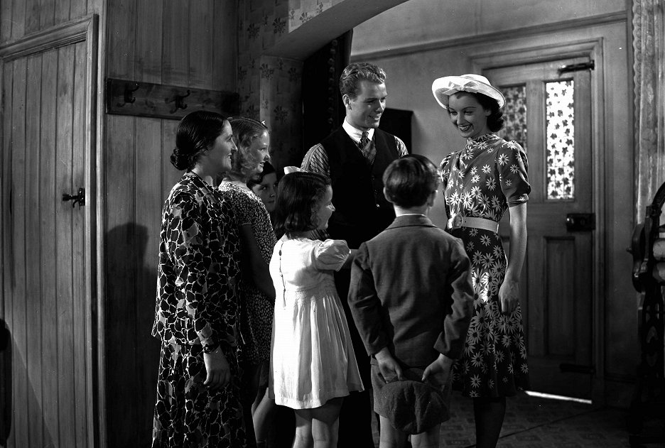 Simon Lack | Galerie - Z filmu | ČSFD.cz