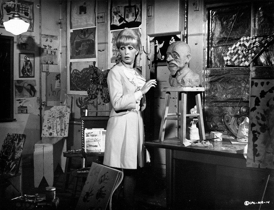 The Mad Room (1969) | ČSFD.cz