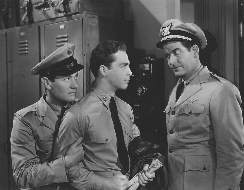 Border Flight (1936) | ČSFD.cz