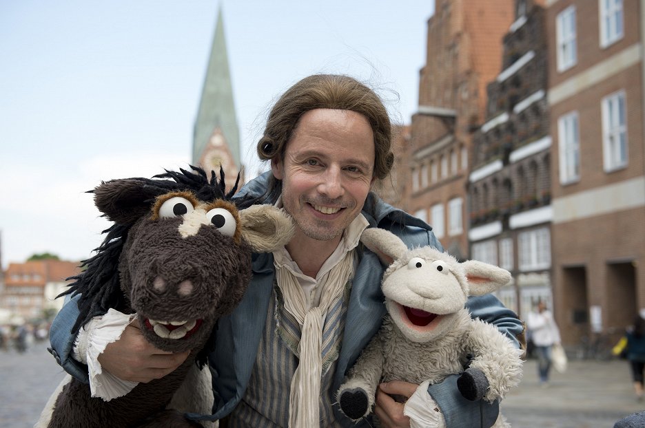 Sesamstraße präsentiert: Eine Möhre für Zwei - Die Zeitmaschine (2017 ...