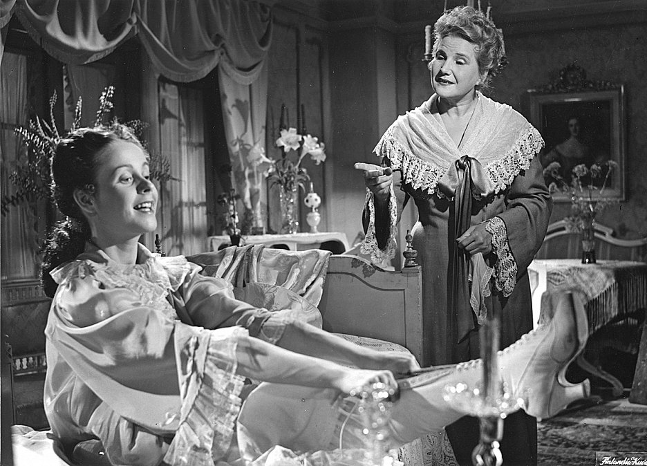 Salli Karuna | ČSFD.cz