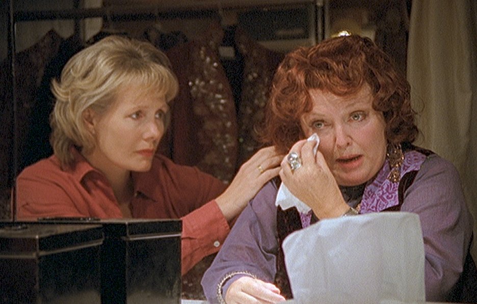 Sarah Badel | Galerie - Z filmu | ČSFD.cz