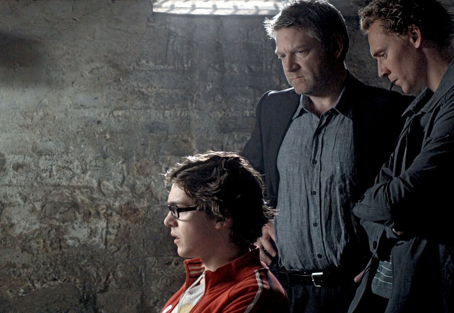 Wallander - Firewall (S01E02) (2008) | ČSFD.cz