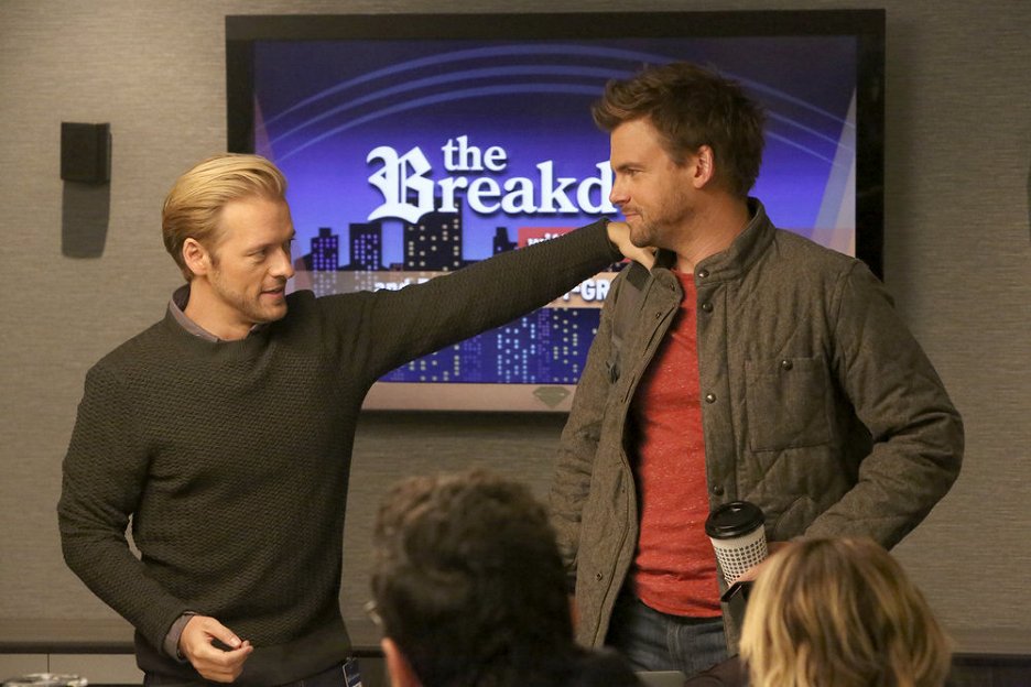 Great News - War Is Hell (S01E04) (2017) | ČSFD.cz