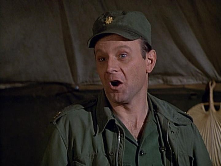 M.A.S.H. - Mail Call (S02E23) (1974) | ČSFD.sk