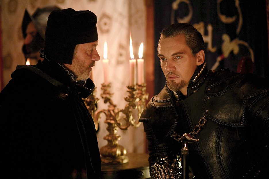 Tudorovci - Šestá a poslední manželka (S04E07) (2010) | ČSFD.cz