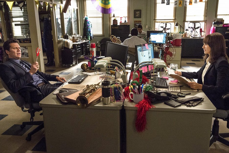 Angie Tribeca - Murder Gras (S03E02) (2017) | ČSFD.cz