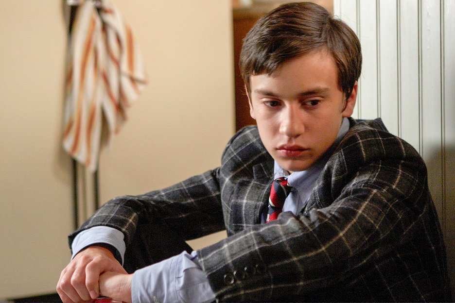 Tara a její svět - Revolution (S01E05) (2009) | ČSFD.cz