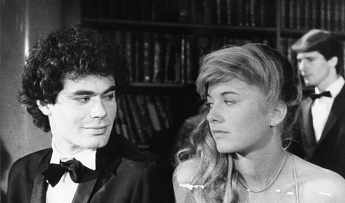 Privileged (1982) | Galerie - Z filmu | ČSFD.cz