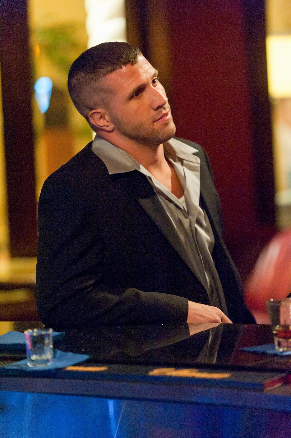 Strážce pořádku - The Man Behind the Curtain (S03E07) (2012) | ČSFD.cz