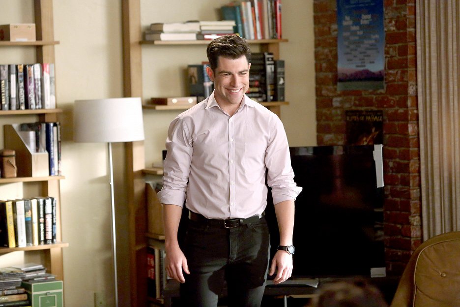 Nová holka - Cínové výročí (S02E18) (2013) | ČSFD.sk