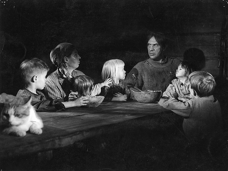 The Red Line (1959) | ČSFD.cz