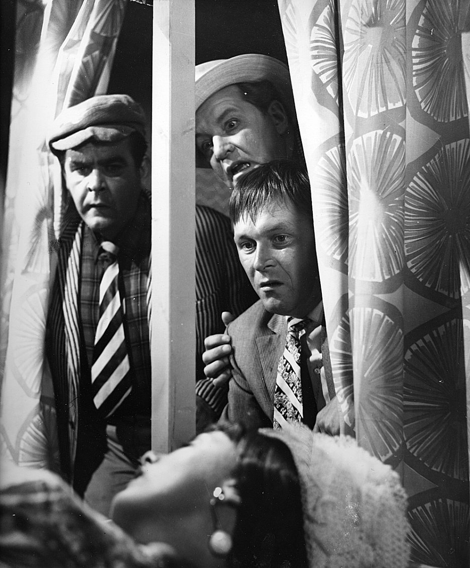 Oksat pois..! (1961) | ČSFD.cz