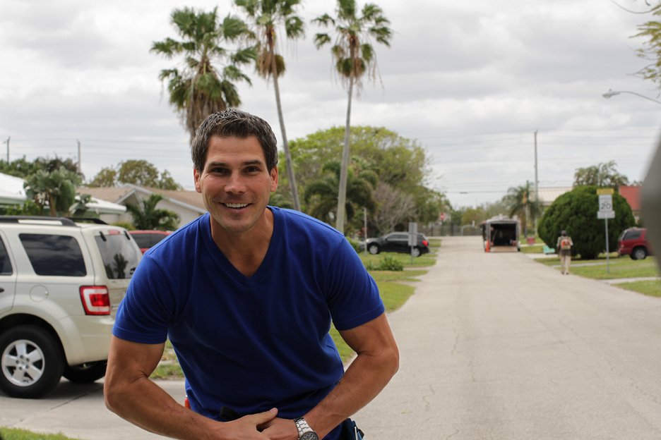 Psí příběhy: Tibor vás zachrání (2016) | ČSFD.cz