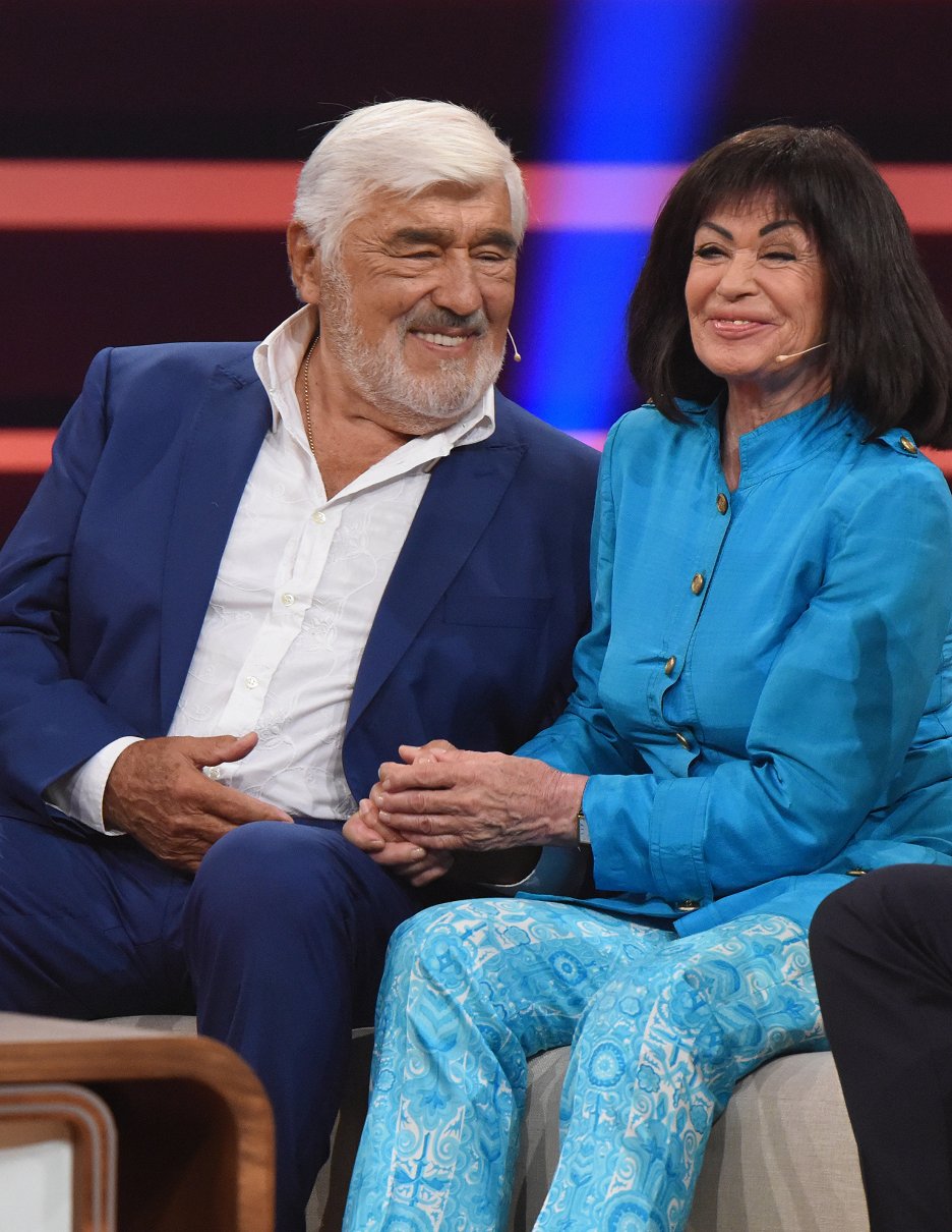 Wir lieben Fernsehen! (2017) | ČSFD.cz