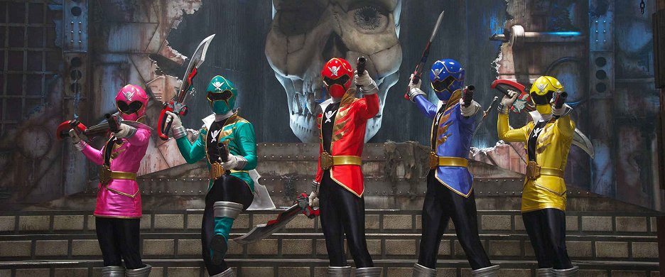 Kaizoku Sentai Gokaiger the Movie: The Flying Ghost Ship (2011) | ČSFD.cz