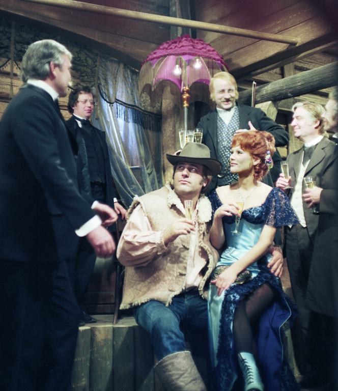 Kit a spol. (1974) | Galerie - Plakáty | ČSFD.cz