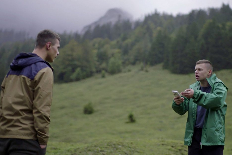 5vor12 - Der Besuch (E06) (2017) | ČSFD.cz