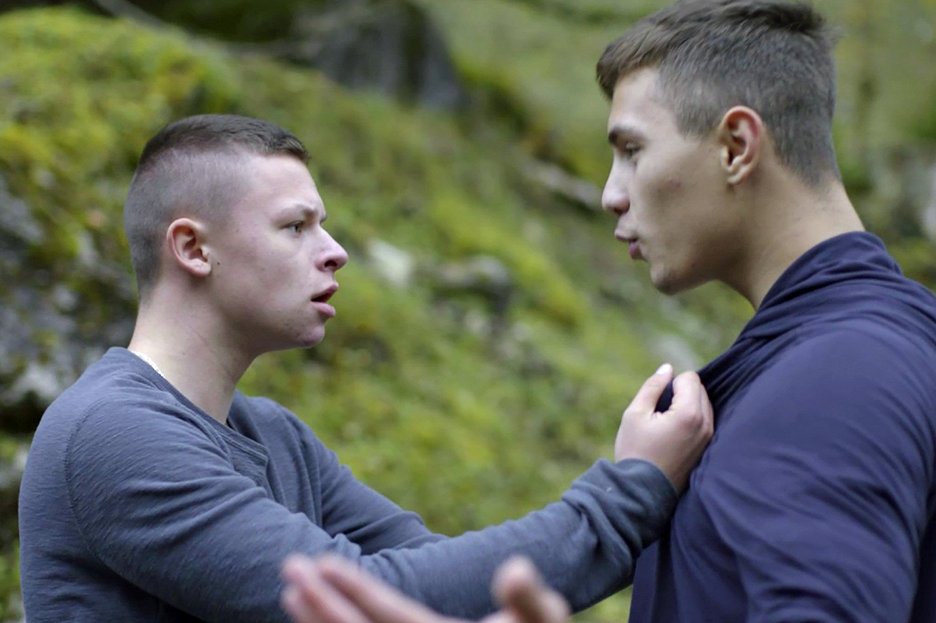 5vor12 - Untersuchung (E11) (2017) | ČSFD.cz