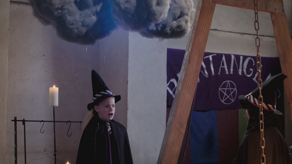 The Worst Witch - Spelling Bee (S01E10) (2017) | ČSFD.cz