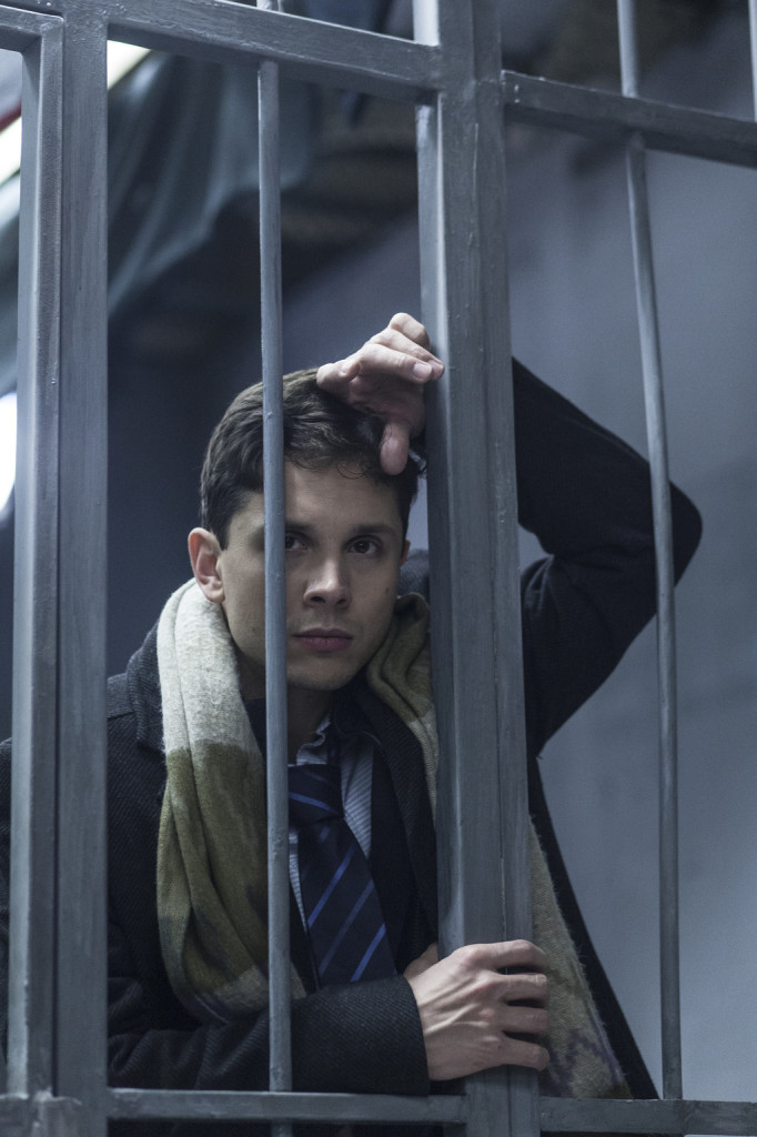 Tóth János - Gyógyszerkísérlet (S01E15) (2017) | ČSFD.cz