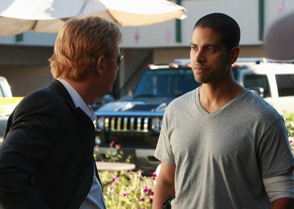 Kriminálka Miami - DeLuca motel (S07E10) (2008) | ČSFD.cz