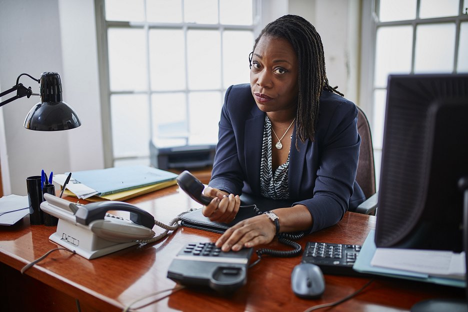 The Coroner - Life (S02E06) (2016) | ČSFD.cz