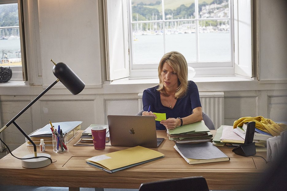 The Coroner - Perfect Pair (S02E07) (2016) | ČSFD.cz