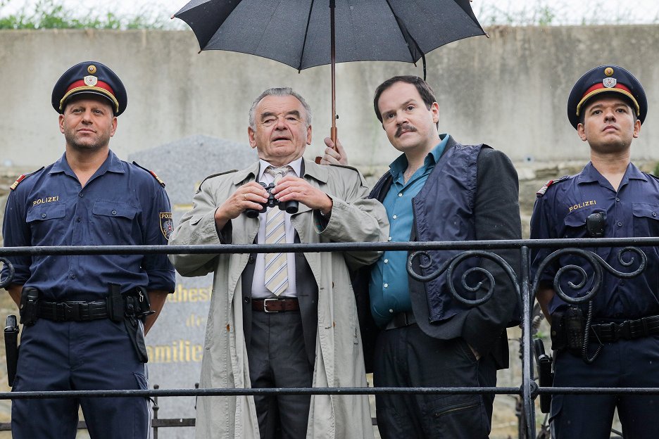 Vorstadtweiber - Schluss mit Lustig (S01E10) (2015) | ČSFD.cz