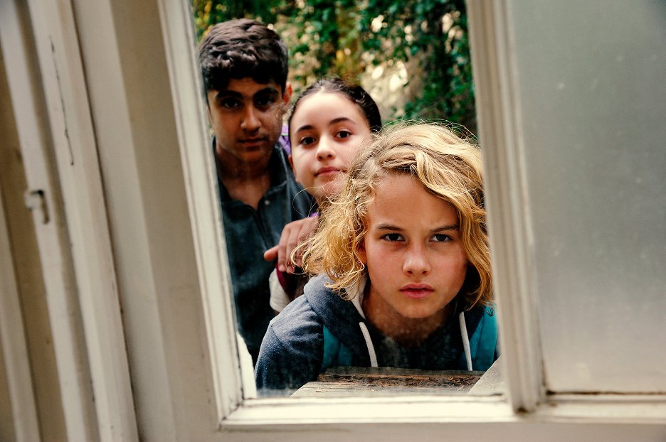 Dschermeni - Gegenüberstellungen (E05) (2017) | ČSFD.cz