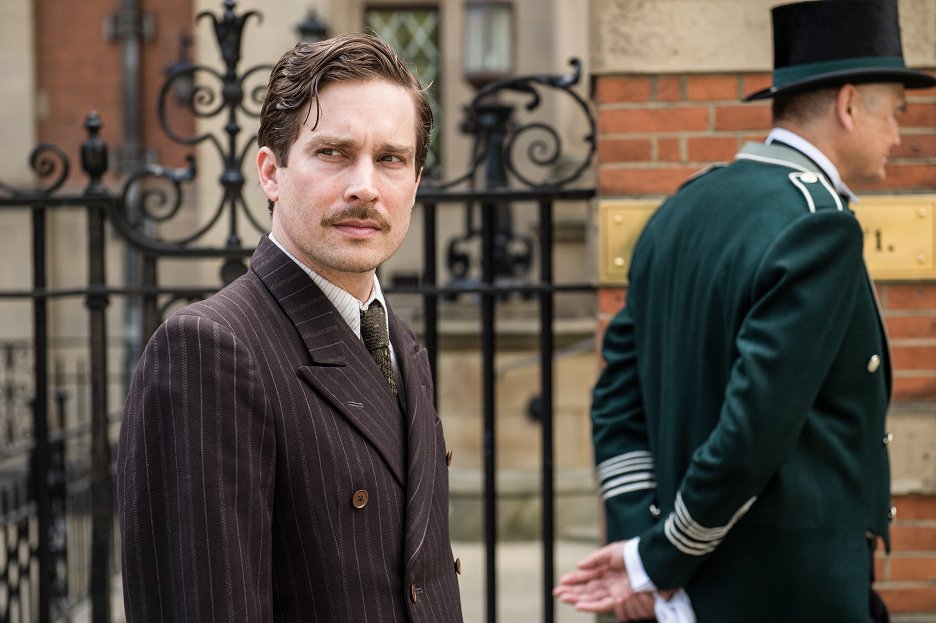 The Halcyon - Episode 4 (E04) (2017) | ČSFD.cz