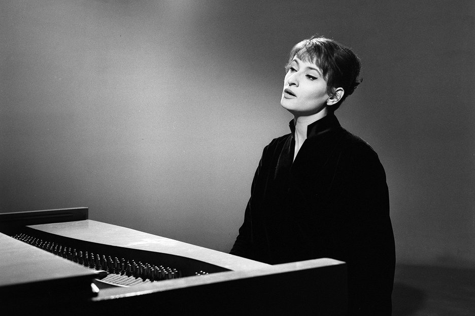 Barbara - Chansons pour une absente (2016) | ČSFD.cz