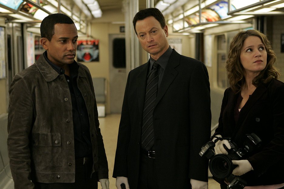 Kriminálka New York - Vražda v modrom (S03E07) (2006) | ČSFD.cz