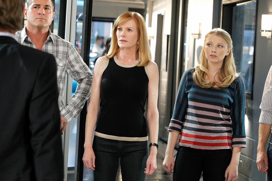 Kriminálka Las Vegas - Jako na zip (S12E09) (2011) | ČSFD.cz