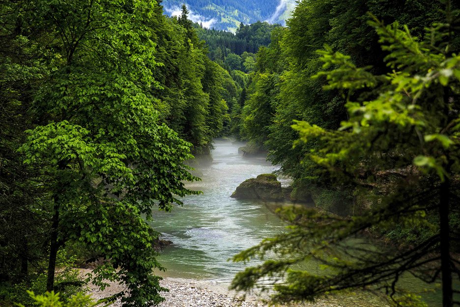 Heimatleuchten (2016) | ČSFD.cz