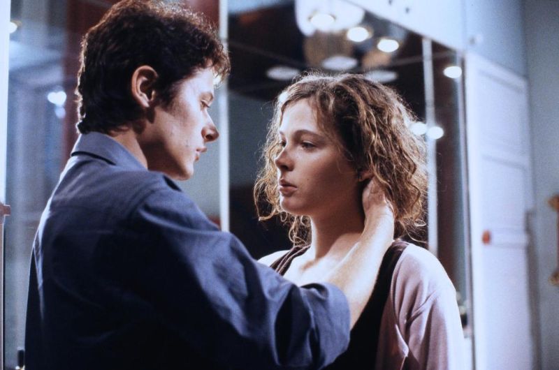 Mann fällt nicht vom Himmel, Ein (1998) | ČSFD.cz