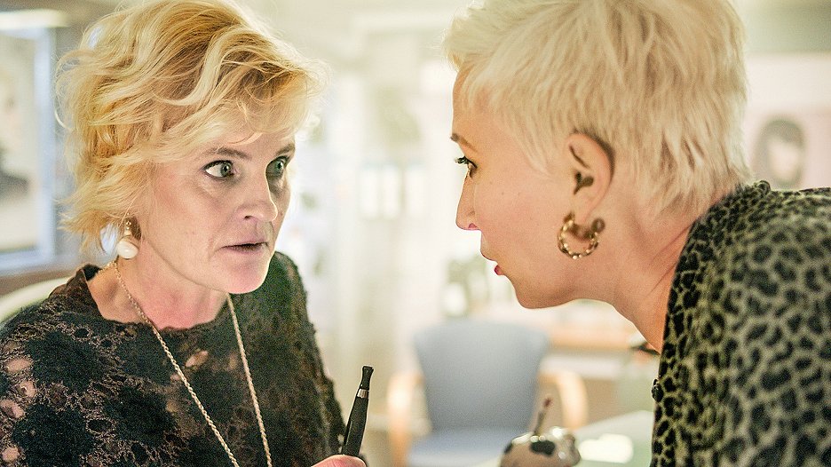 Downshiftaajat - Elämänremontti (S02E07) (2016) | ČSFD.cz