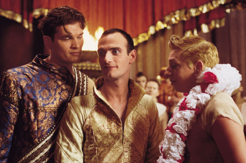 Mask under Masks (2002) | ČSFD.cz