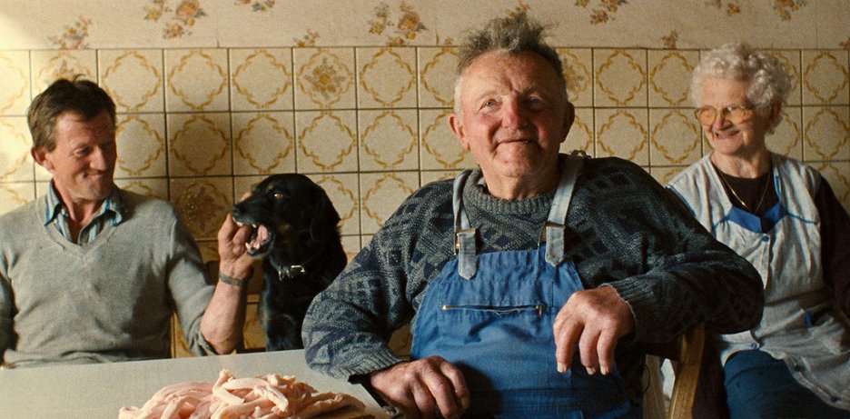 Country Profiles: Modern Life (2008) | ČSFD.cz