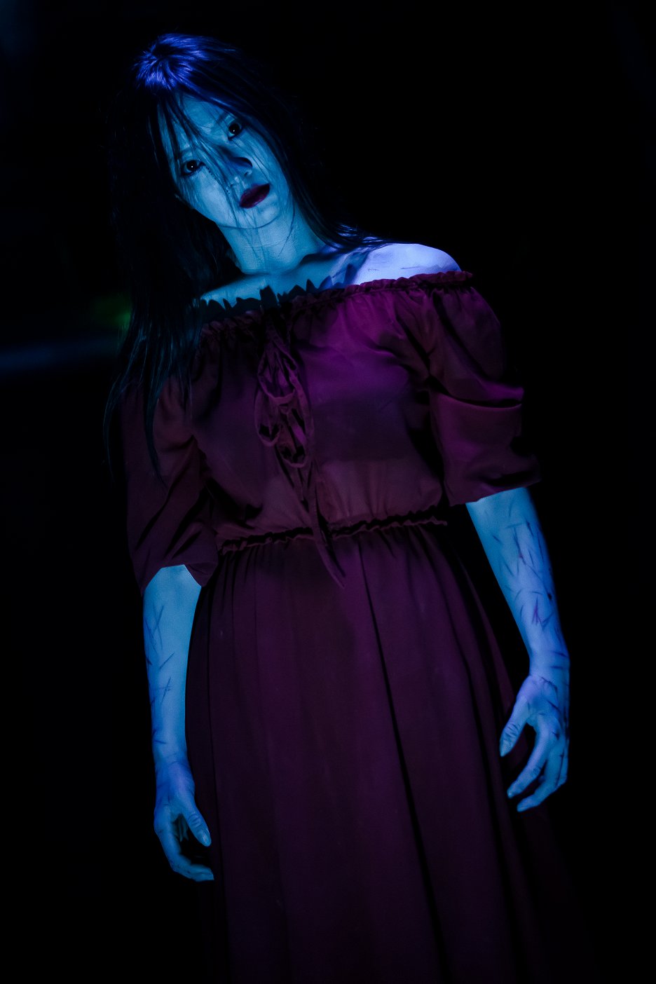 Ghost Neighbor (2016) | ČSFD.cz