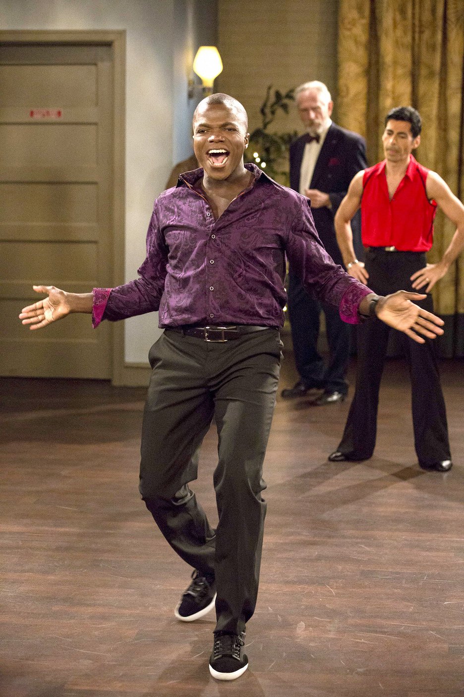 Mike a Molly - Není salsa jako salsa (S04E11) (2013) | ČSFD.cz