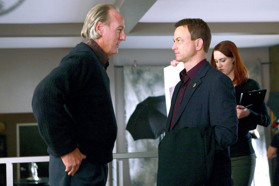 Kriminálka New York - Večírek skončil (S05E15) (2009) | ČSFD.cz