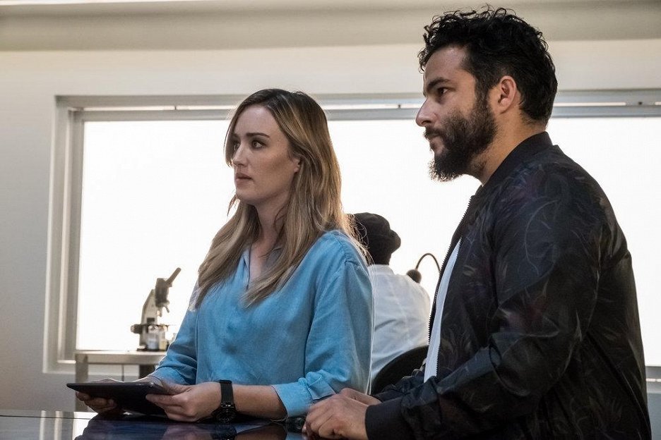 Blindspot - Upside Down Craft (S03E03) (2017) | Creators | ČSFD.cz