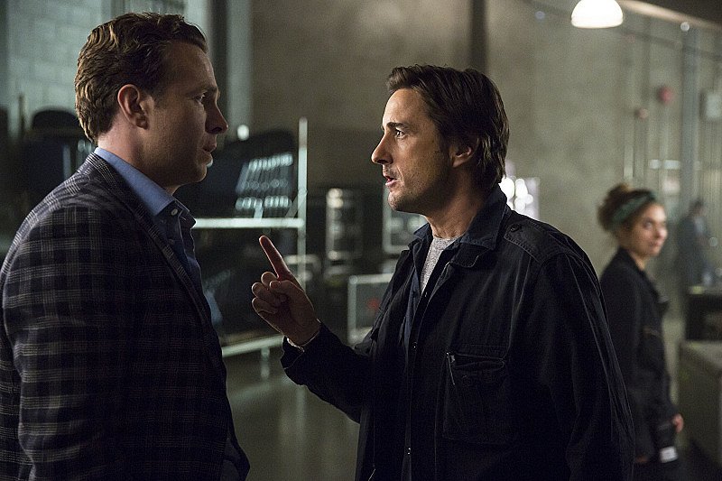 Roadies - The Bryce Newman Letter (E03) (2016) | ČSFD.cz