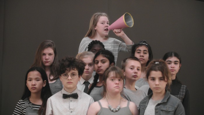 A Field Guide to Being a 12-Year-Old Girl (2017) | Prijzen | ČSFD.cz