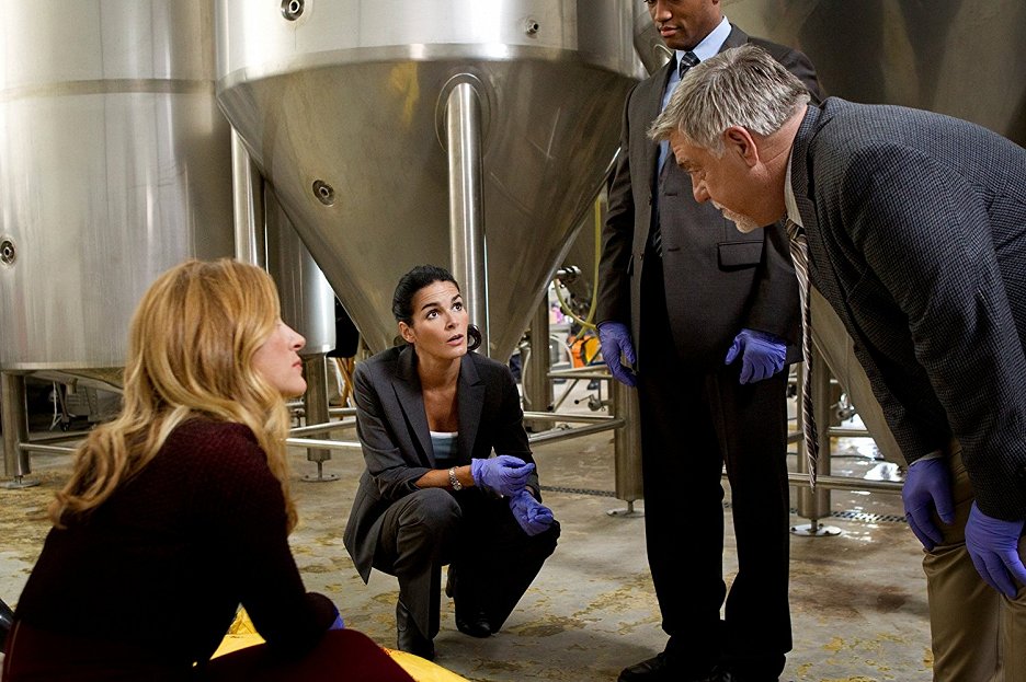 Rizzoli & Isles: Vraždy na pitevně - Virtuální láska (S03E13) (2012 ...