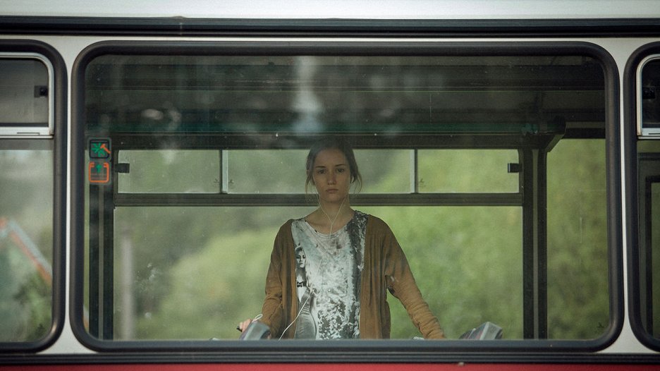 Pustina - Epizoda 8 (E08) (2016) | ČSFD.cz